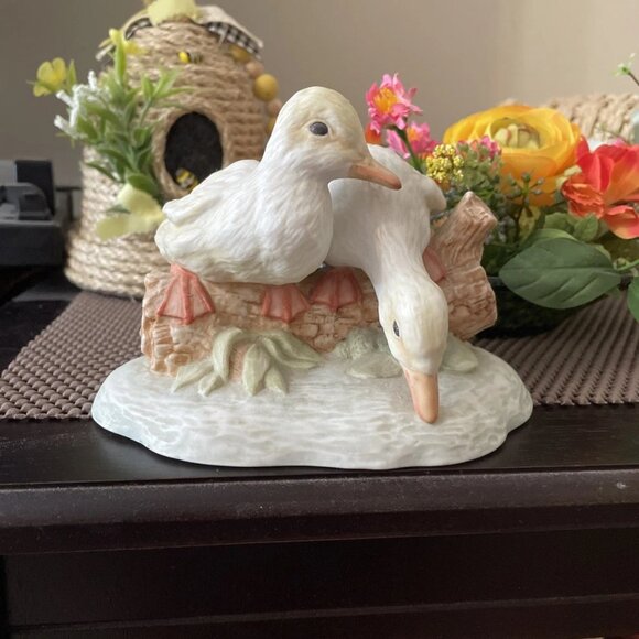 Homco | Accents | Homco Figurine Pair Of Baby Ducks Ducklings No Box ...
